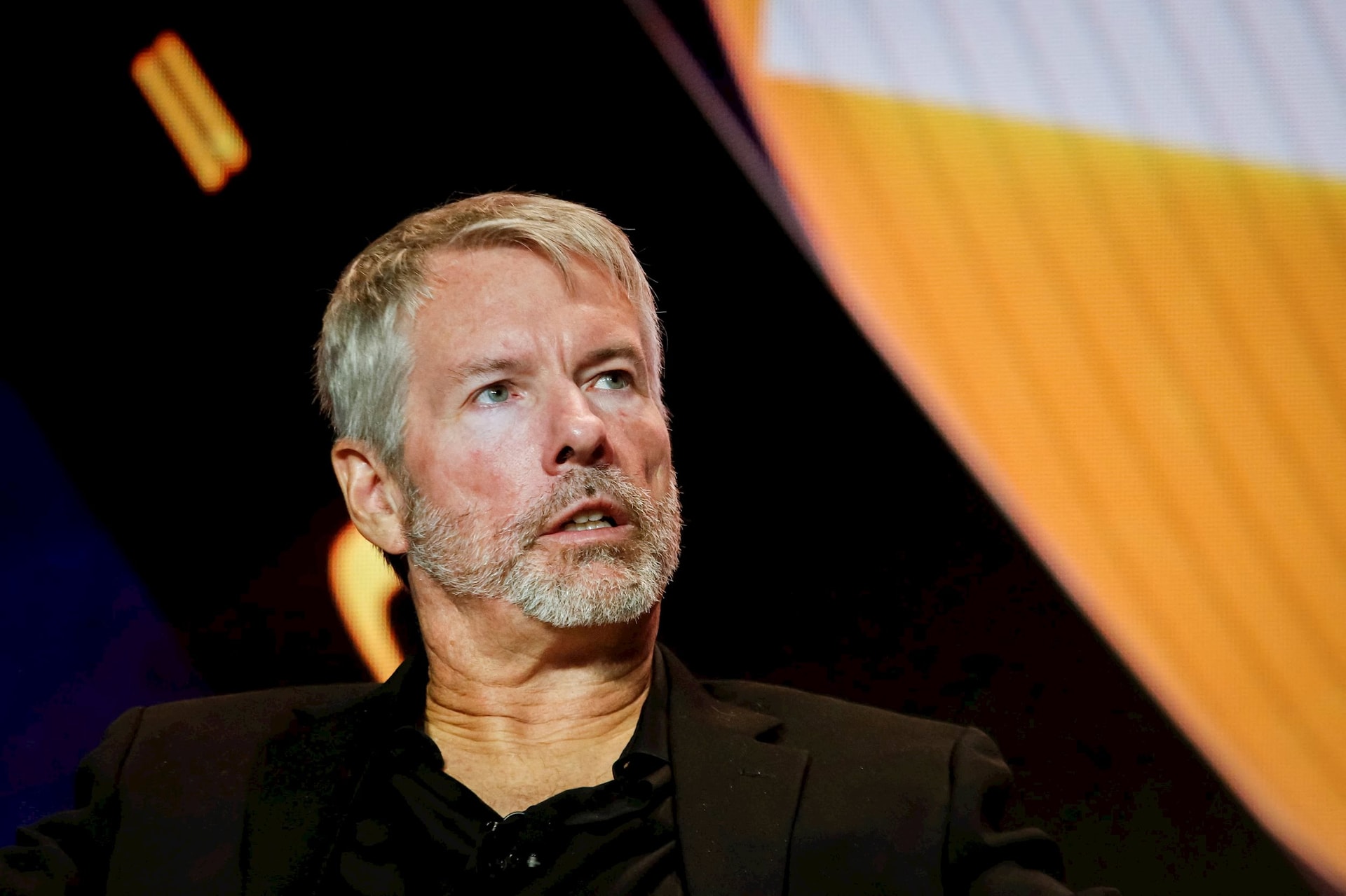 Giá Bitcoin hôm nay 21.9: Giằng co quanh 116.000 USD, âm thầm tích lũy ...