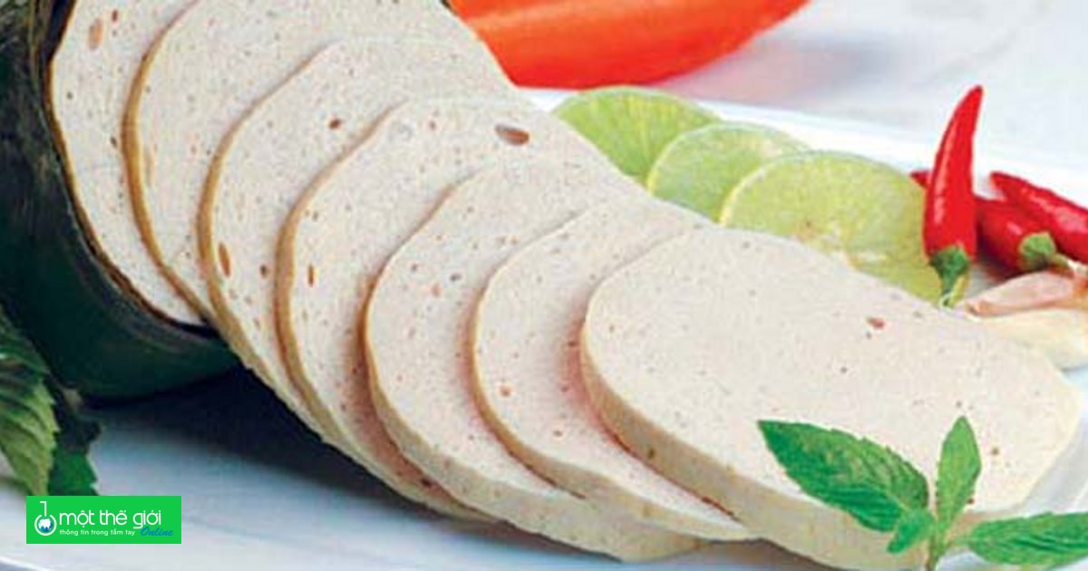 Chả lụa không phải là xúc xích