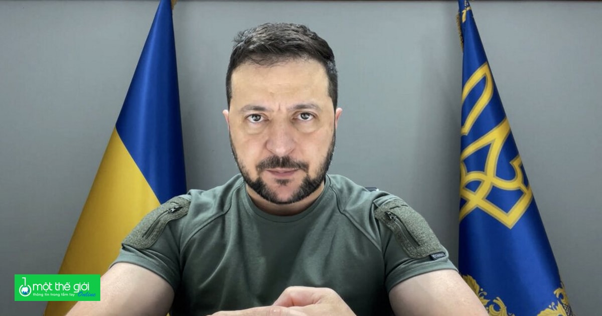 Tâm phúc của Tổng thống Zelensky bất ngờ chỉ trích đường lối của Bộ ...