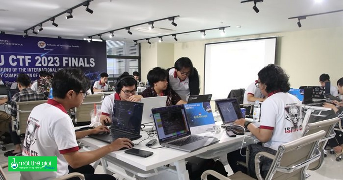 Đội Việt Nam đoạt giải nhất cuộc thi An toàn thông tin quốc tế ISITDTU CTF 2023